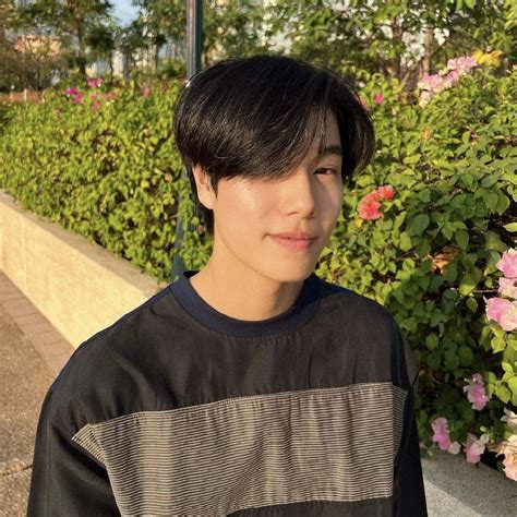 Phuwin Đang Yêu Hình ảnh Dễ Thương