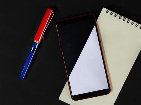 Oppo R11s紅色版首銷告捷 穩佔冠軍寶座 每日頭條
