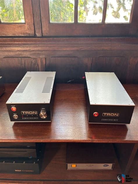 Tron Electric Convergence Pre Amplifier Photo 4631688 US Audio Mart