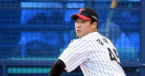 단독 Lg 김대현 고교시절 학폭혐의 무죄 판결 캠프 합류이영하는 시간 걸릴듯