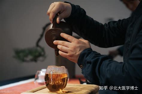 尿酸高、痛风？如你能像这个医生一样养生，尿酸不高痛风就不犯了 知乎