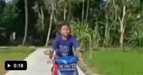 Lucu Si Adek 9gag