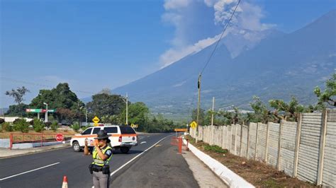 Volcán De Fuego Inició Erupción En Guatemala Qué Pasa El Salvador