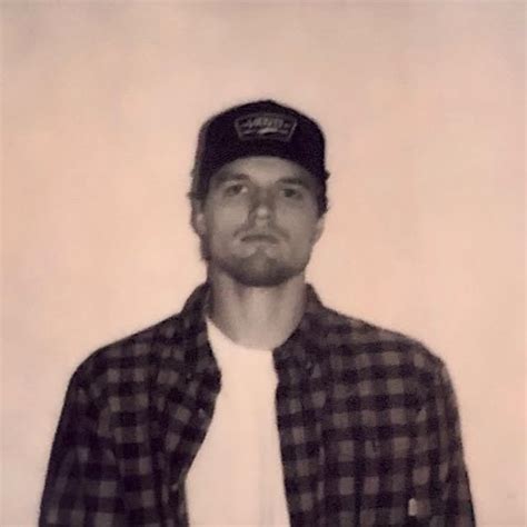 Tyler A Niles Tyleraniles • Threads Say More