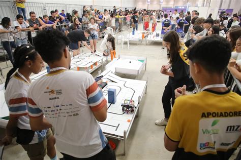 ROBÓTICA PÚBLICO CONFERE EVENTO QUE ABORDA TECNOLOGIA E INOVAÇÃO ATÉ ESTA QUINTA