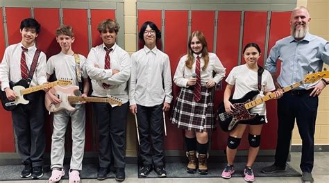 Rock Band Performance 2023 On Livestream