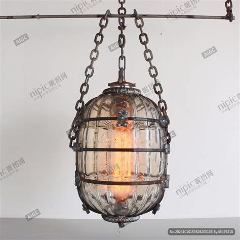Ai创作图复古个性高贵吊灯 工业风吊灯 工业风灯饰 铁丝罩灯笼 Loft复古灯 古香古色吊灯 鸟笼式灯具 民国旧吊灯 工业风格装饰灯具 鸟笼形灯饰 欧式风格欧式吊灯 美式乡村吊灯 灯具吊灯灯饰