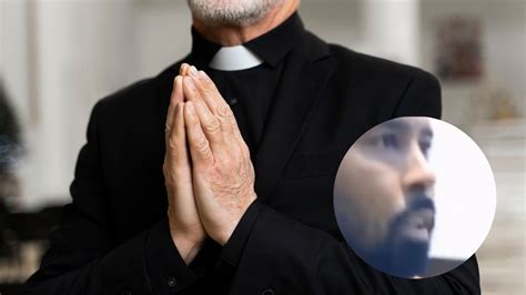Escándalo Sacerdote Es Sorprendido Con La Novia De Un Feligrés En La
