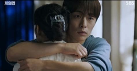 치얼업 김현진→한지현→배인혁 제대로 불 붙은 삼각 로맨스 [어젯밤tv]