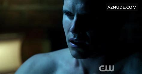 Robbie Amell Nude And Sexy Photo Collection Aznude Men