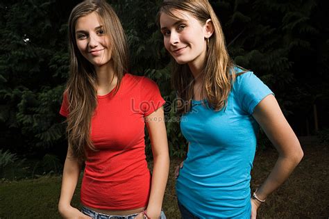 두 십대 소녀 사진 무료 다운로드 Lovepik