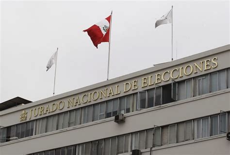 Elecciones 2021 Partidos Políticos Presentan Candidatos Ante El Jne