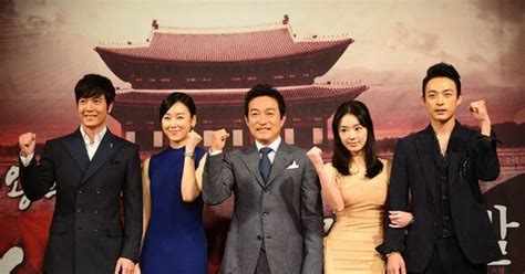 사진 파이팅 외치는 수백향 출연진대박 날겁니다 사진 파이팅 외치는 수백향 출연진대박 날겁니다