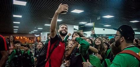 Vitória viaja para enfrentar o Mirassol confira provável escalação