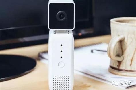 亚马逊发布提供图像识别能力的网络摄像头deeplens