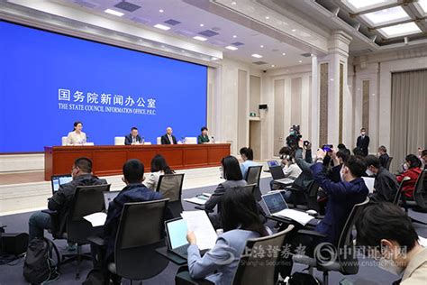 农业农村部种植业管理司潘文博：严禁各类毁坏青苗行为小麦收获病虫害