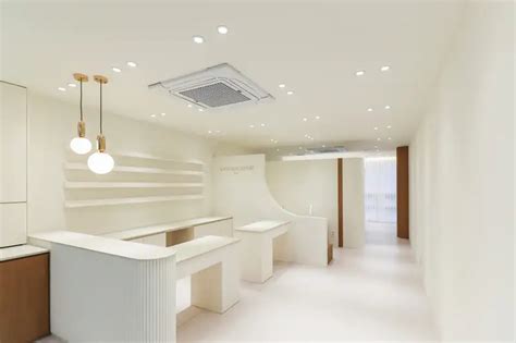 화이트톤 모던하고 깔끔한 12평 네일샵인테리어 강서구 마곡동