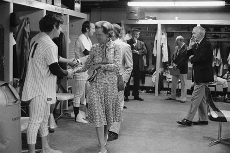 Mlb Pioneer And New York Mets Legend Lorinda De Roulet Dead Aged 95 As