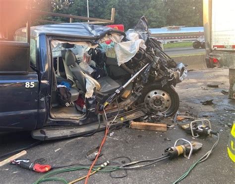 Driver Injured After Crashing Into Back Of Tractor Trailer On I 95 In