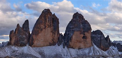 Tre Cime Di Lavaredo 유네스코 문화 유산 인 돌로미티의 일부인 유명한 이탈리아 산 0명에 대한 스톡 사진 및