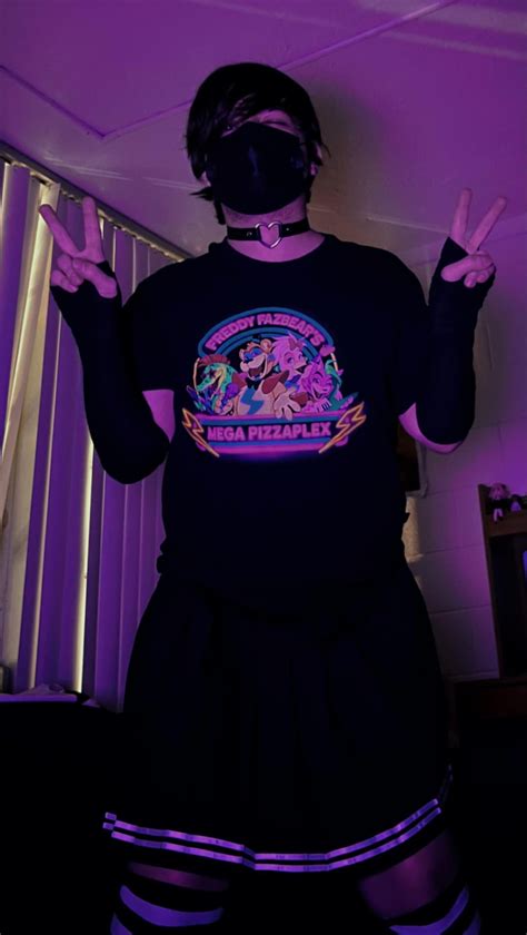 The Wink Of Someone Who Just Ghosted By Their Date ~ Enjoy My Goth Gamer Outfit 3 R Nonbinary