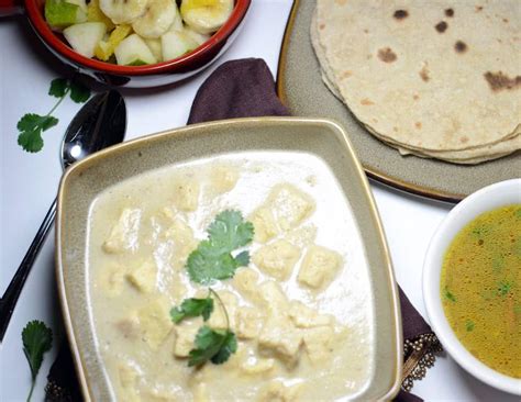 Paneer In White Gravy