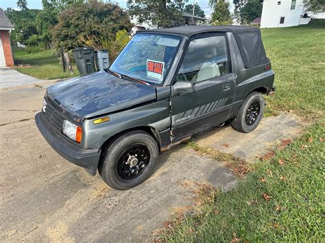 1989 Suzuki Sidekick Jx Convertible Suv 2d