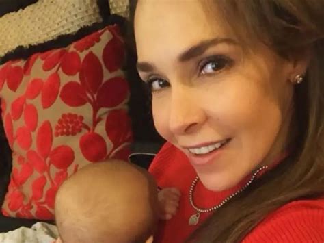 Así De Hermosa Luce Ahora La Nieta De Sharis Cid Actitudfem