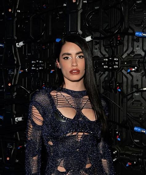 Tejido Y Transparencias Lali Cautivó A Sus Fans Con Un Look Ultra Sexy