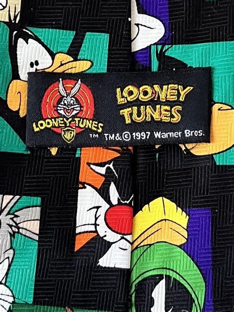 Warner Bros Looney Tunes Characters Mens Novelty Nec Gem
