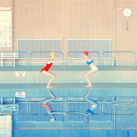 파스텔색상의 그림같은 정갈한 사진 Swimm