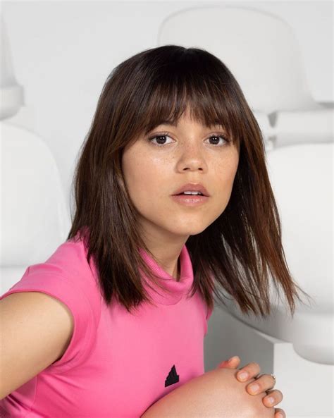 The Definitive Guide To Choosing The Right Type Of Bangs