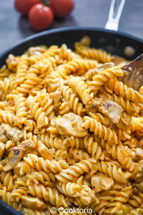 The Creamiest Rotini Pasta With Chicken And So Simple Cooktoria