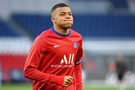 Prolongation de Kylian Mbappé au PSG l élimination contre Manchester City ne change pas grand
