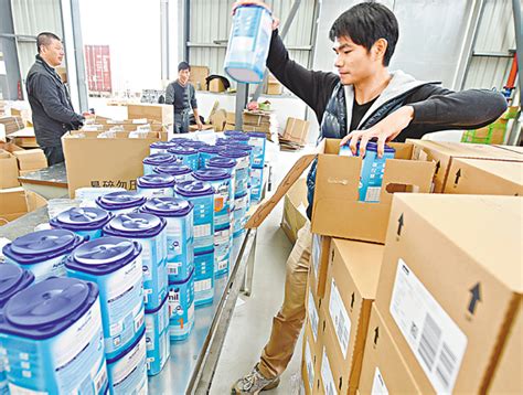 避開嚴查關口 曲線運貨回國 香港文匯報