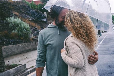 Couple In Rainy Weather Images Free Download On Freepik