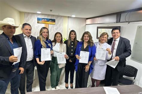 Discusión Para La Reducción Del Salario De Los Congresistas Ya Tiene