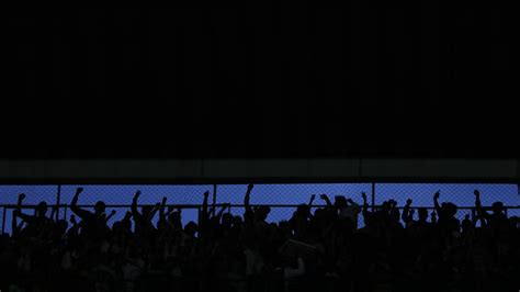 La Violencia Se Hace Presente En El Estadio Azteca Tras El Clásico