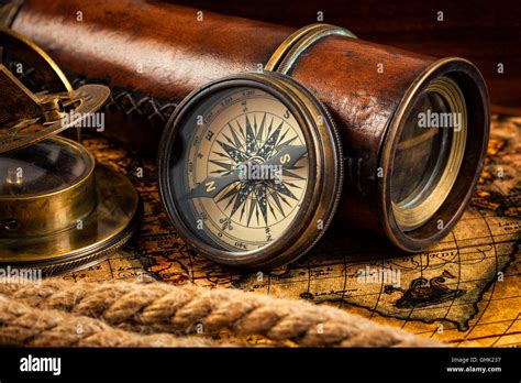 Old Pictures Of Old Compasses