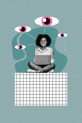 크리 에이 티브 복합 스케치 디자인 보안 콜라주 비전 감시 제어 초점 정밀 조사 젊은 아가씨 앉다 노트북 원격 사이버 비전 20 24세에 대한 스톡 사진 및 기타 이미지