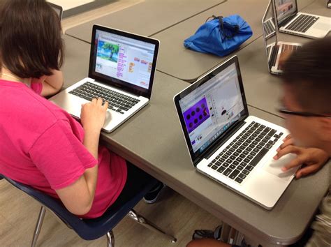 Summer School Arcade Room210