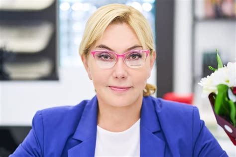 Арина Шарапова — биография личная жизнь фото новости возраст телеведущая в молодости муж