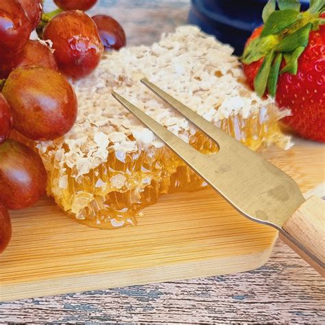 Organic Raw Honeycomb 150g — My Dads Honey Echuca Australian