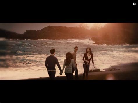Renesmee Carlie Cullen Wiki Mackenzie Foy Amino