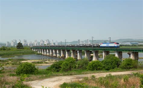Korail 8500 Of Korail Between Osong And Cheongju