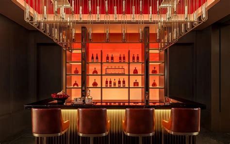 Elegant Red And Gold Bar Design