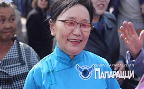 Жагсаал цуглааны Загалмайлсан эх эргэн иржээ