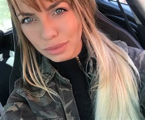 Notícias Atriz pornô uruguaia é presa no aeroporto de Montevidéu por tráfico de cocaína