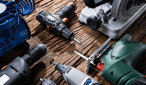 Ferramentas elétricas 4 itens que você precisa ter no seu kit C C