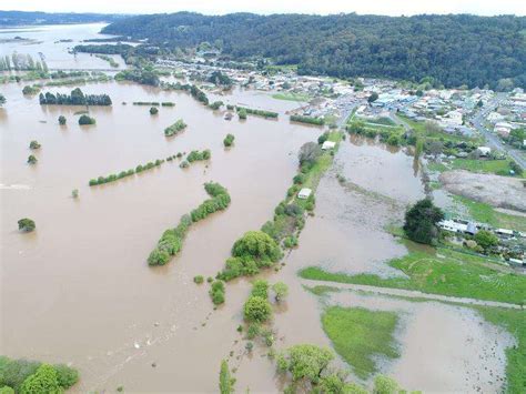 Evacuations Rescues In Tasmania Flooding Country News
